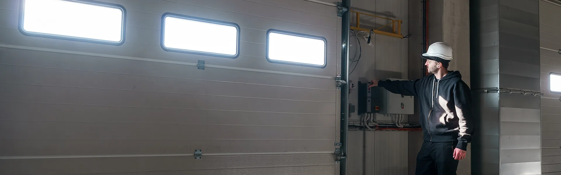 Garage Door Technician Merritt Island, Florida | Garage Door Contractor